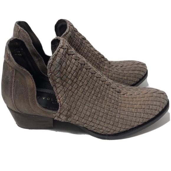 Very Volatile | Shoes | Very Volatile Leather Booties Size 85 These Are ...